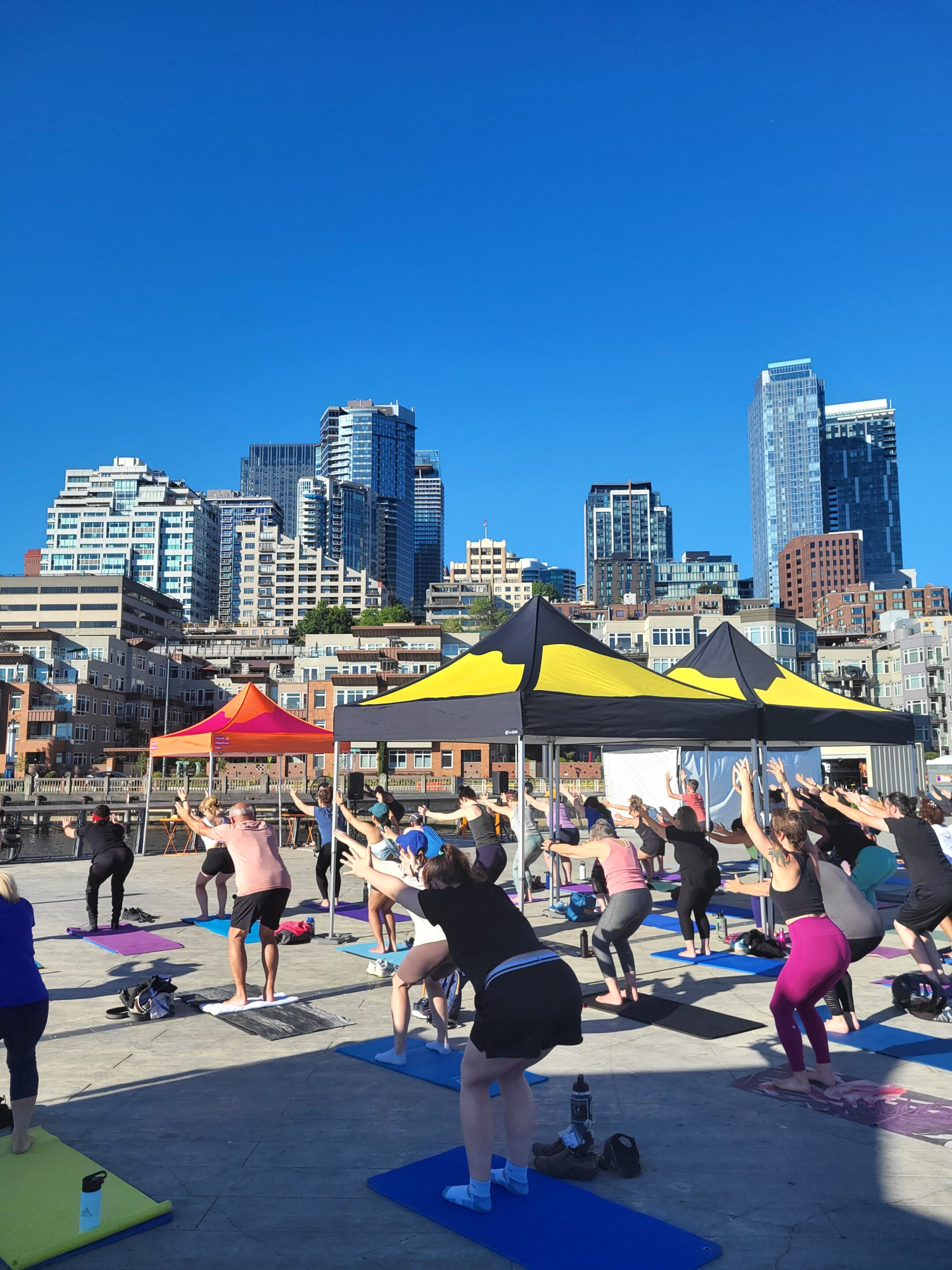 Aqui Mercado at Waterfront Park - Friends of Waterfront Park