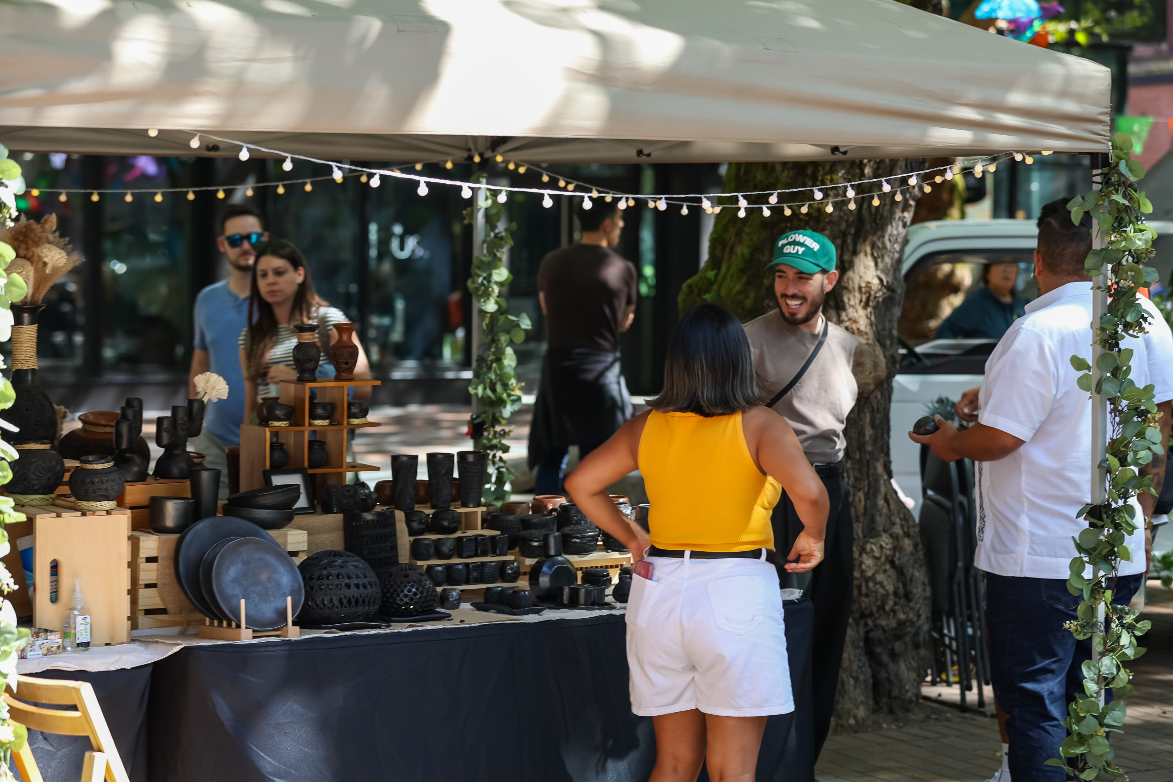 Aqui Mercado at Waterfront Park - Friends of Waterfront Park
