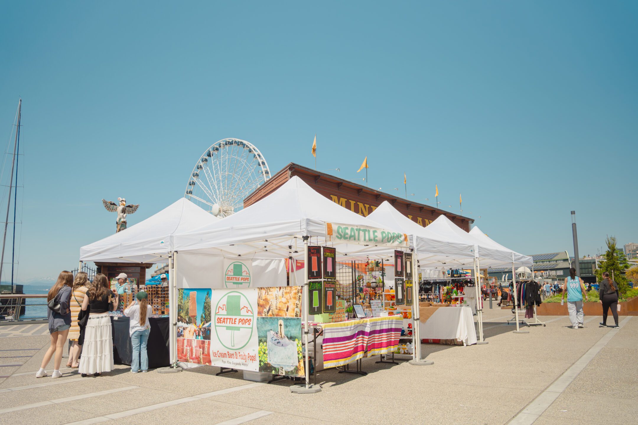 Waterfront Park Open-Air Markets | Visit Waterfront Park Seattle